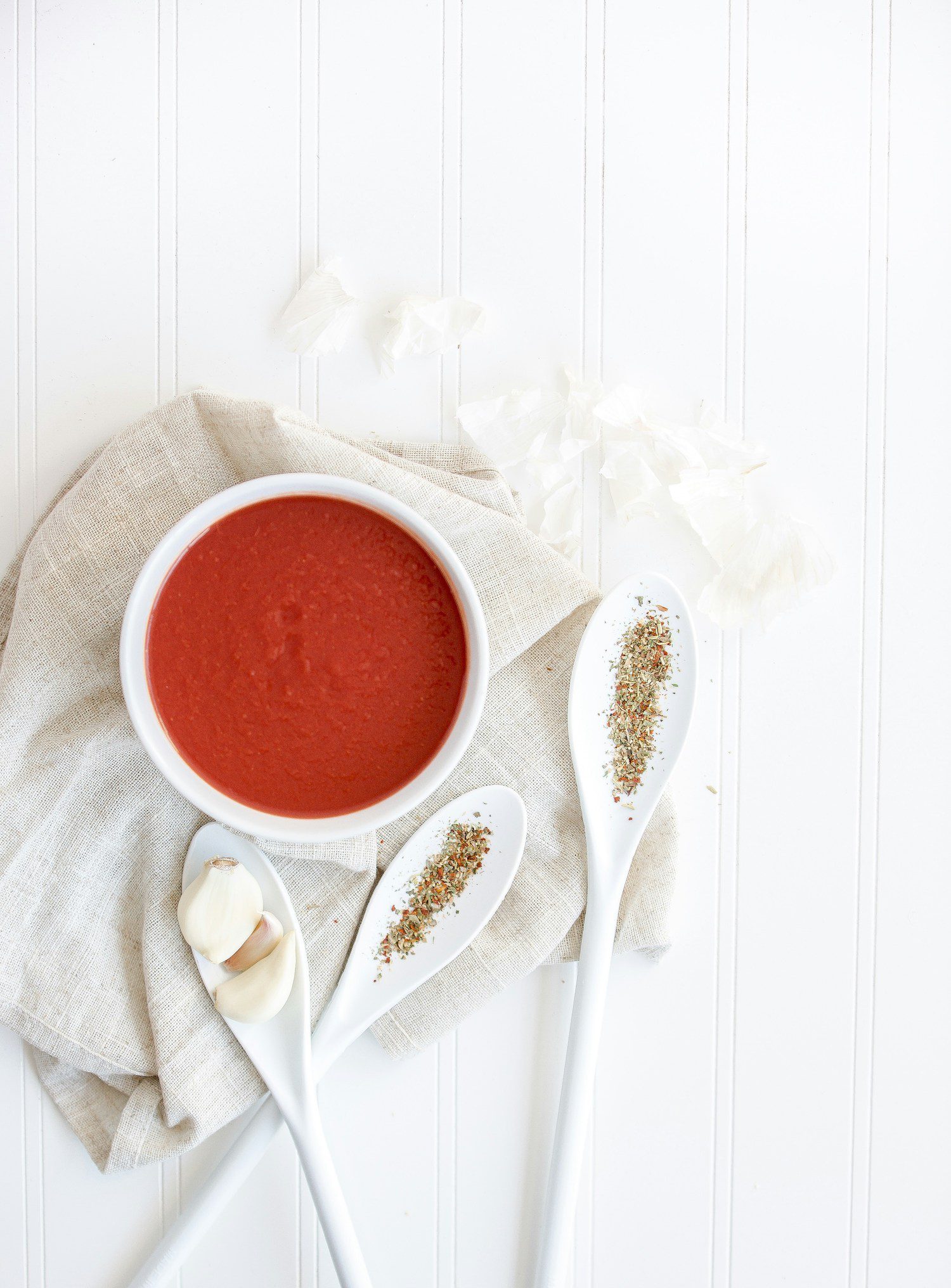 Slik blir du kvitt flekker av sauser, supper og dressinger | På Stell